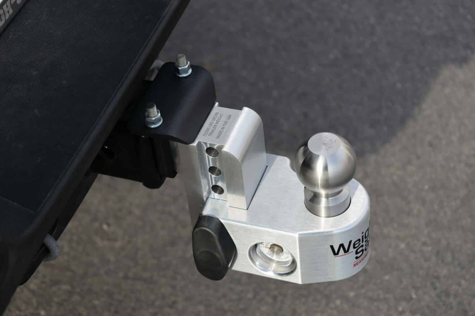 Anti-Rattle Hitch & Receiver Reducer | Weigh Safe