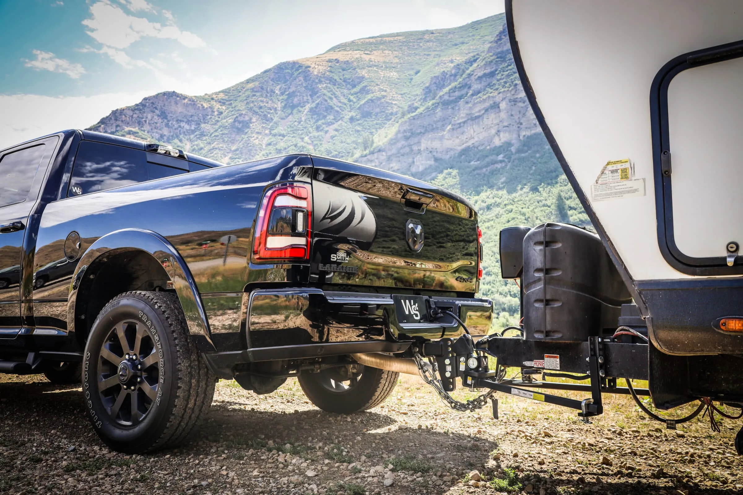 True Tow Weight Distribution Hitch Middleweight | Weigh Safe