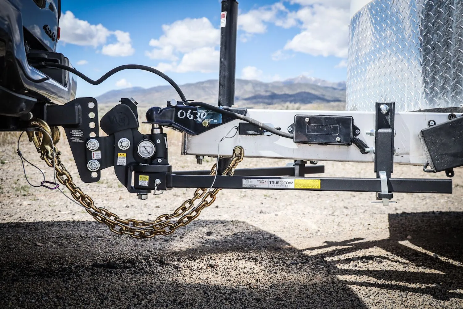 Heavy Duty Weight Distribution Hitch | Weigh Safe